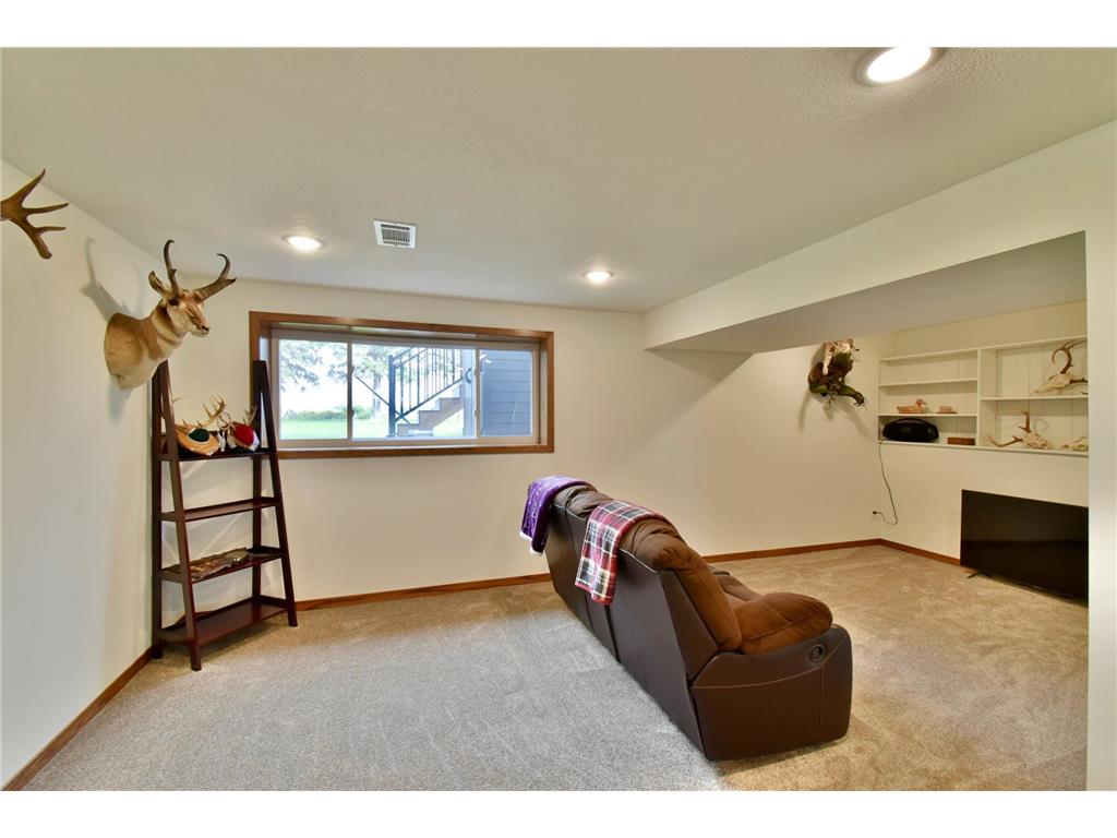 22298 State Highway 15, Saint Augusta, MN, 56301 | MLS: 6795824 | Edina ...