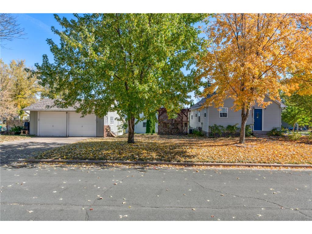 223 W Cedar Street, River Falls, WI, 54022 | MLS: 6610202 | Edina Realty