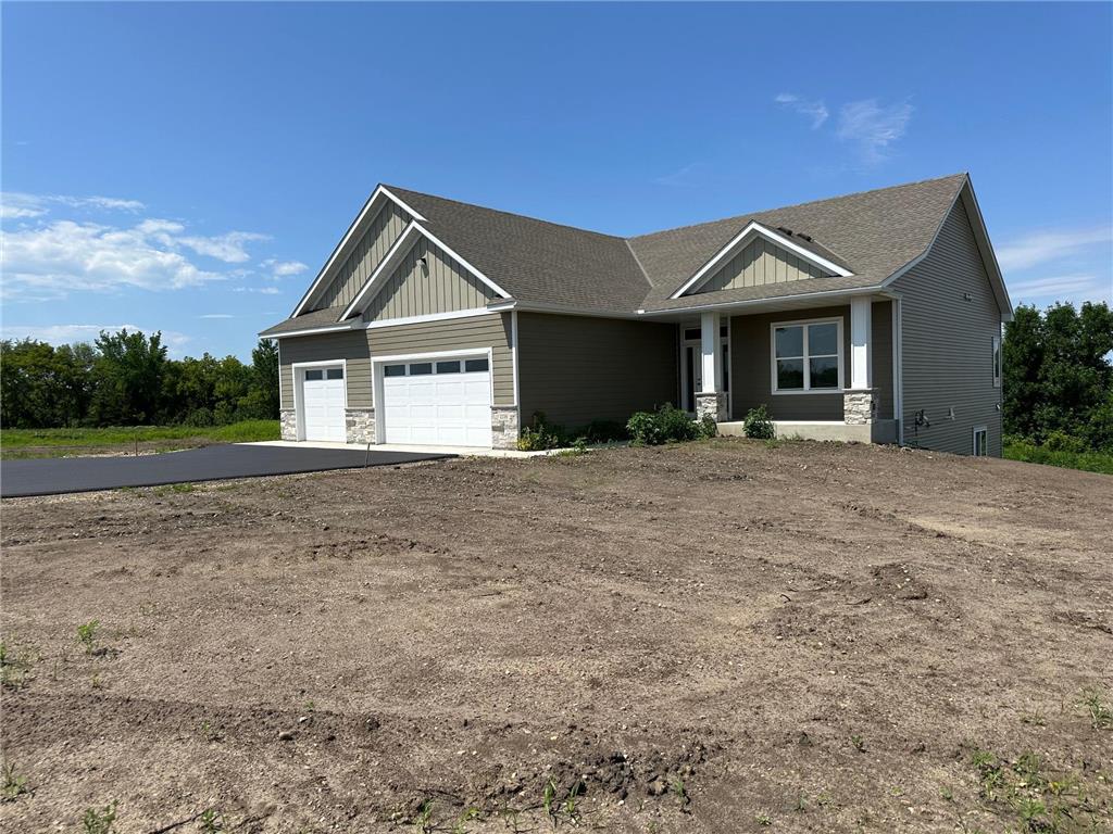 2236 Payten Lane, Jordan, MN, 55379 | MLS: 6747966 | Edina Realty