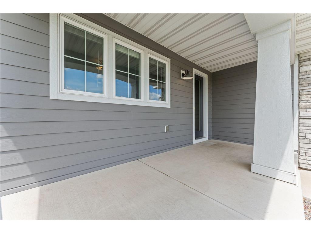 226 Jade Trail N, Lake Elmo, MN, 55042 | MLS: 6769209 | Edina Realty