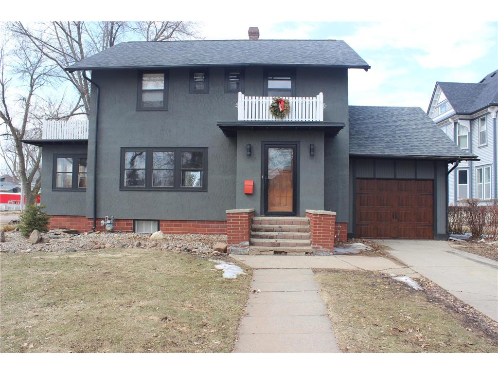 226 S Linton Street, Blue Earth, MN, 56013 | MLS: 6349885 | Edina Realty