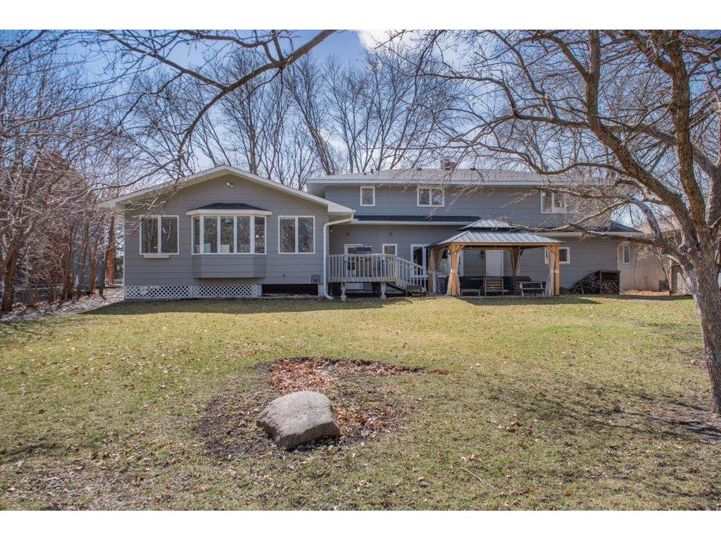 2268 17th Street NW, New Brighton, MN, 55112 | MLS: 6510362 | Edina Realty