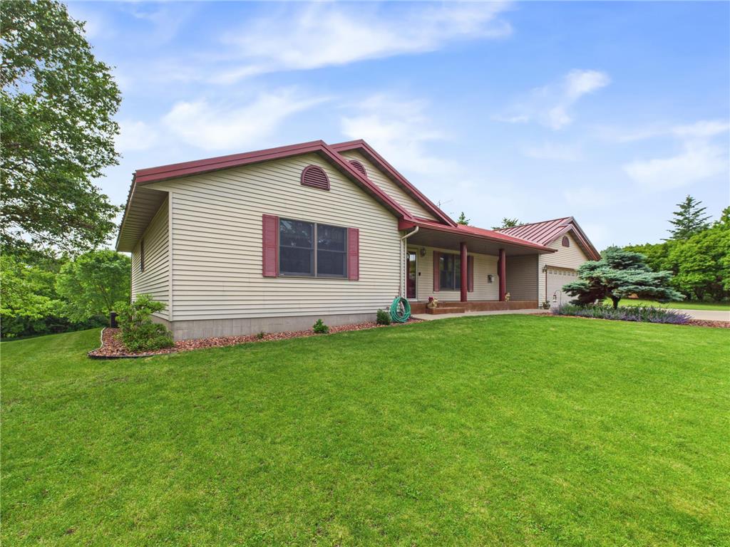 22803 Grove Wood Lane, Rockville, MN, 56320 | MLS: 6734892 | Edina Realty