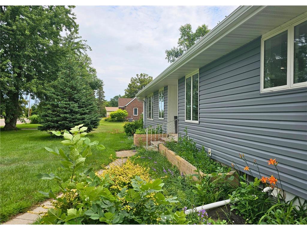 229 E Oak Street, Tyler, MN, 56178 | MLS: 6583906 | Edina Realty