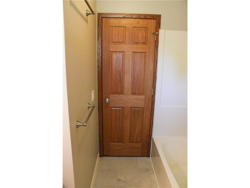 231 13th Street NE, Owatonna, MN, 55060 | MLS: 7010137 | Edina Realty