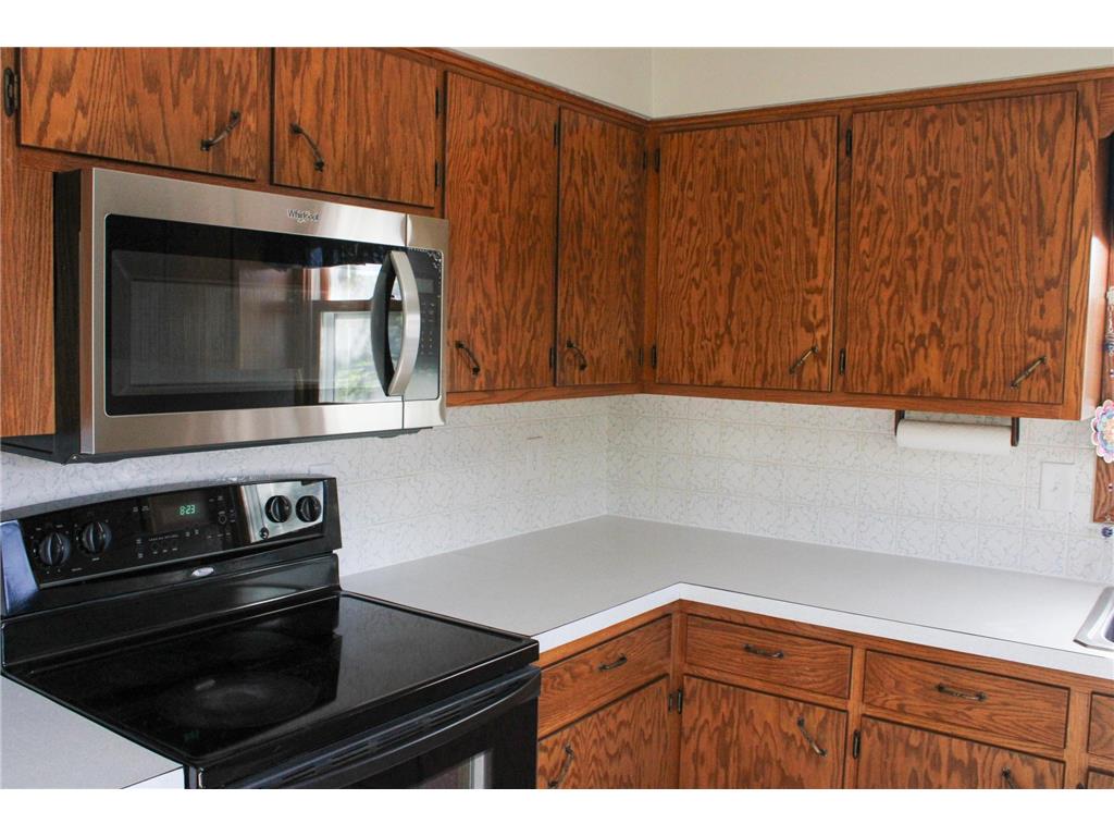 231 13th Street NE, Owatonna, MN, 55060 | MLS: 7010137 | Edina Realty