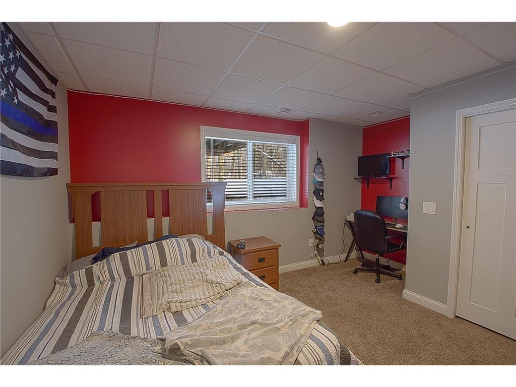 23429 London Street NE, East Bethel, MN, 55005 | MLS: 6822341 | Edina ...