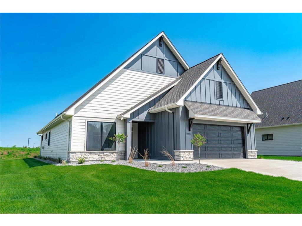 2357 Sharon Lane, Hudson, WI, 54016 | MLS: 6826578 | Edina Realty