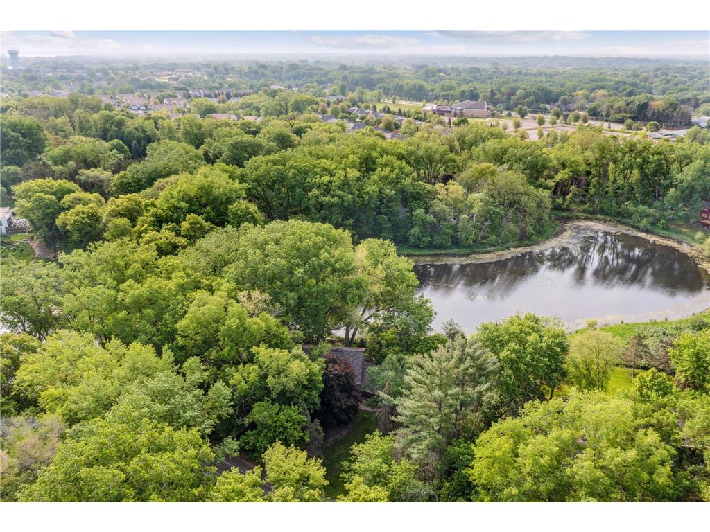 24 E Gilfillan Road, North Oaks, MN, 55127 | MLS: 6374788 | Edina Realty