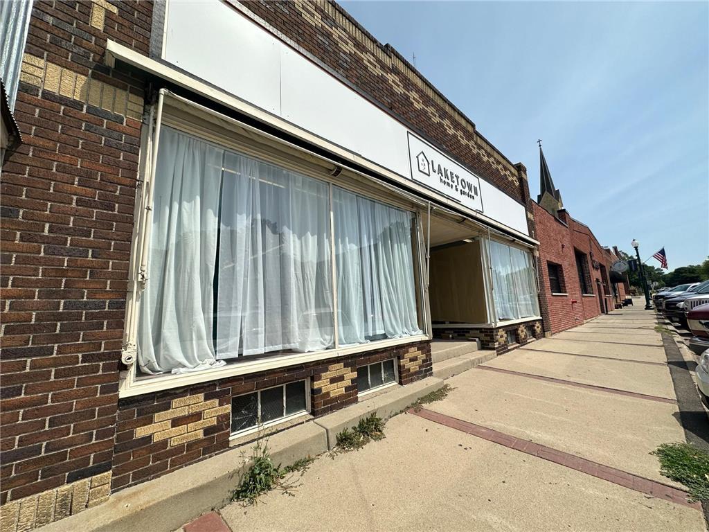 24 W 1st Street, Waconia, MN, 55387 | MLS: 6452639 | Edina Realty