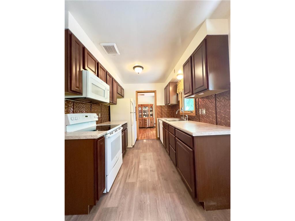 2402 16th Avenue SW, Austin, MN, 55912 | MLS: 6763126 | Edina Realty