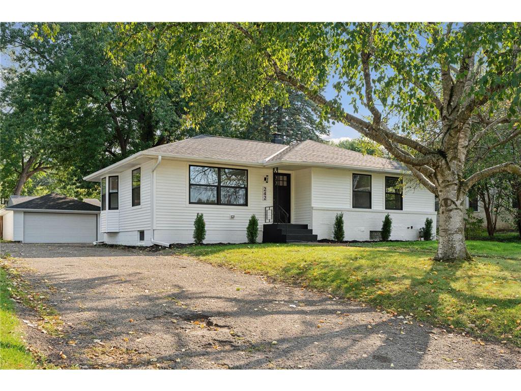 242 Butler Avenue W, West Saint Paul, MN, 55118 | MLS: 6774199 | Edina ...