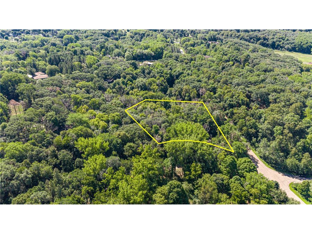 2420 Crest Lane SW, Rochester, MN, 55902 | MLS: 6409359 | Edina Realty