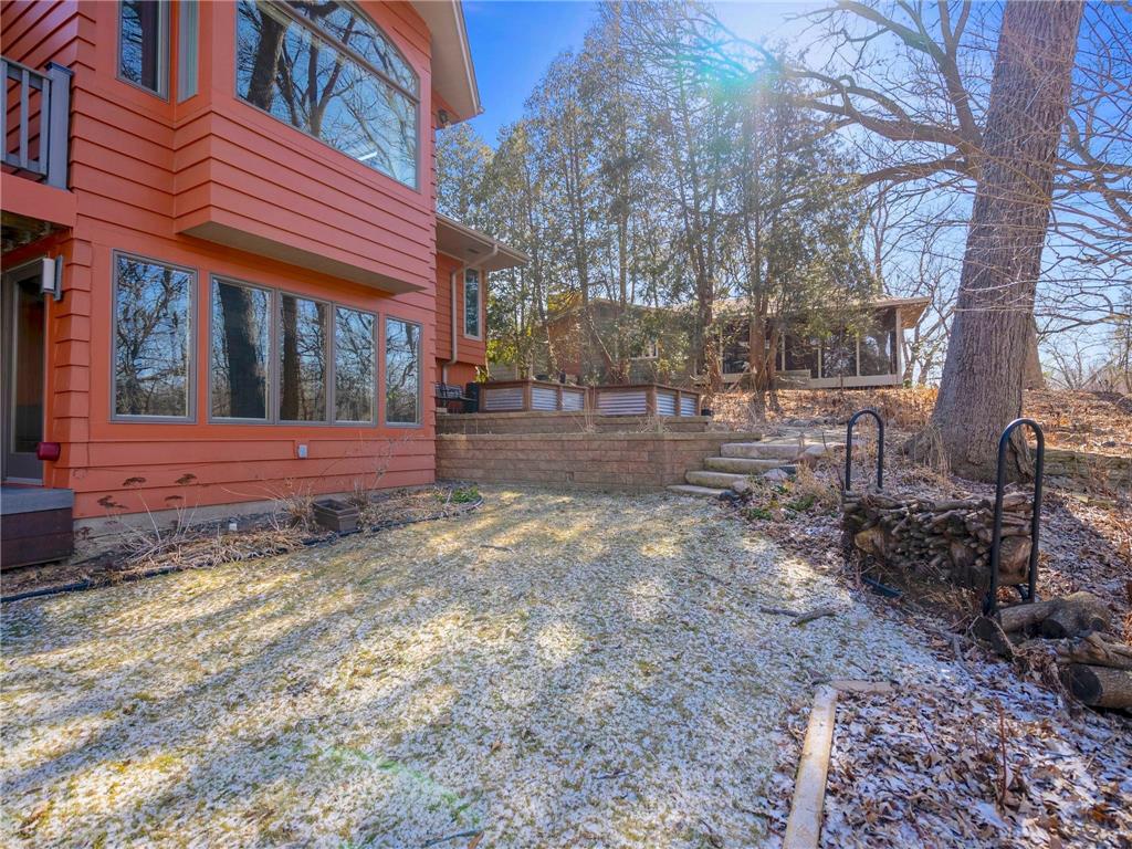 2425 Vale Crest Road, Golden Valley, MN, 55422 | MLS: 9086090 | Edina ...