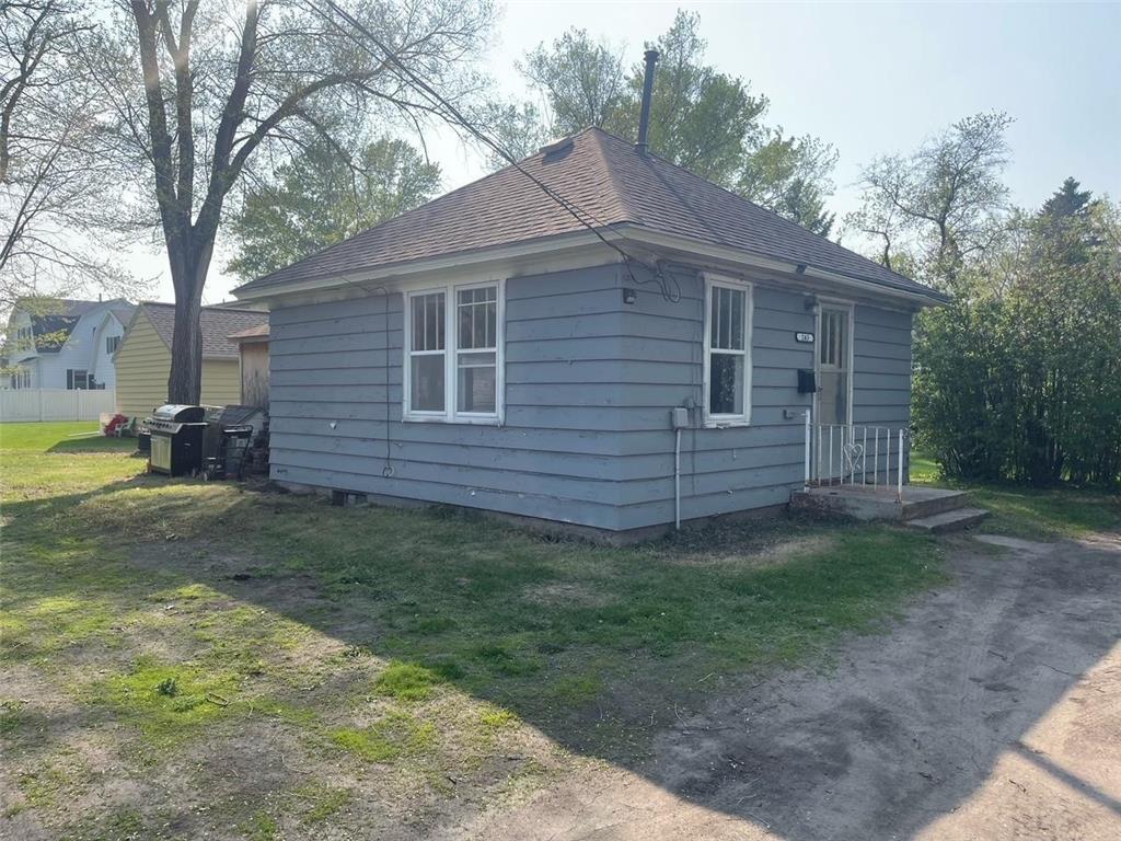 243 5th Street SW, Perham, MN, 56573 | MLS: 6534184 | Edina Realty