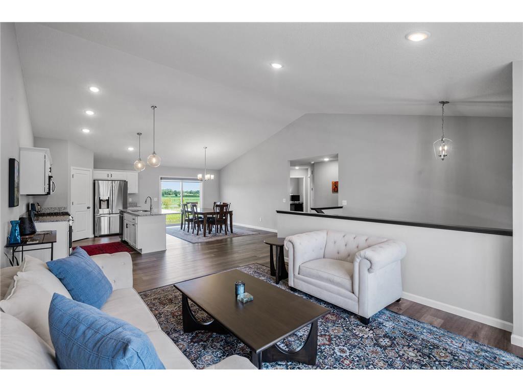 2437 Greenbriar Lane, Buffalo, MN, 55313 | MLS: 6739880 | Edina Realty
