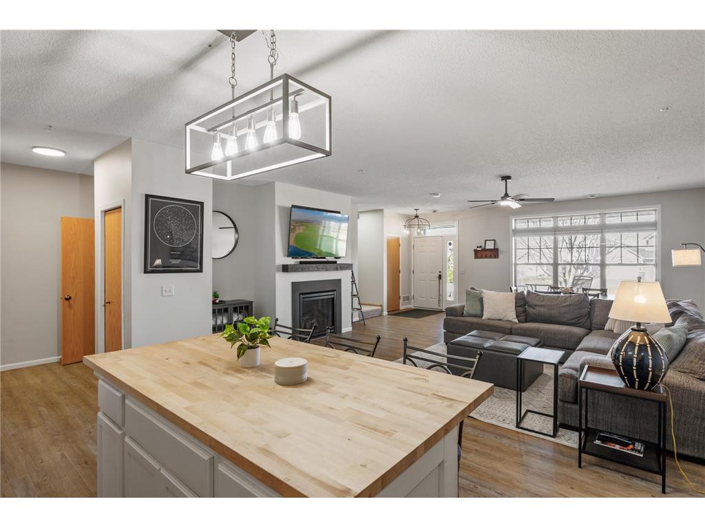 24585 Superior Drive, Rogers, MN, 55374 | MLS: 6511584 | Edina Realty