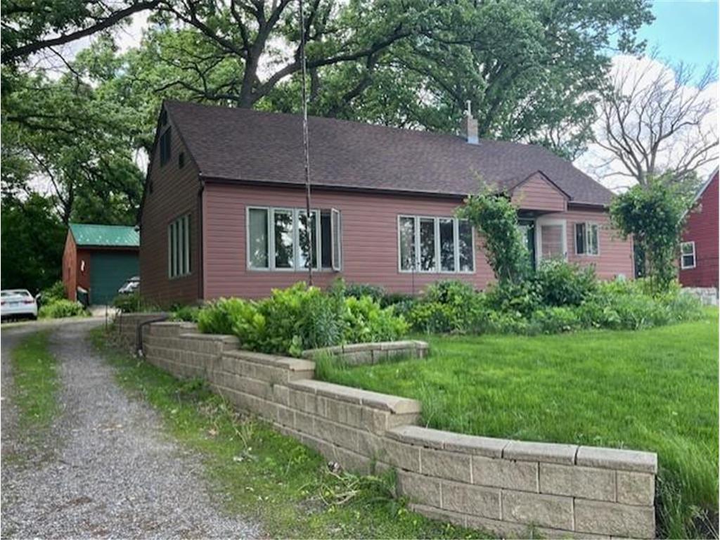 24598 608th Avenue, Litchfield, MN, 55355 | MLS: 6565715 | Edina Realty