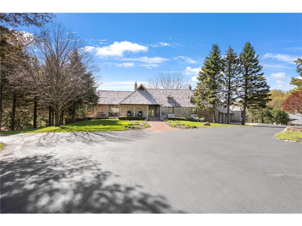 2495 Willow Drive, Medina, MN, 55340 | MLS: 6525136 | Edina Realty