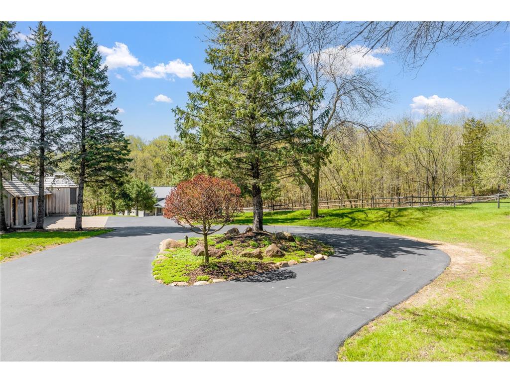 2495 Willow Drive, Medina, MN, 55340 | MLS: 6525136 | Edina Realty