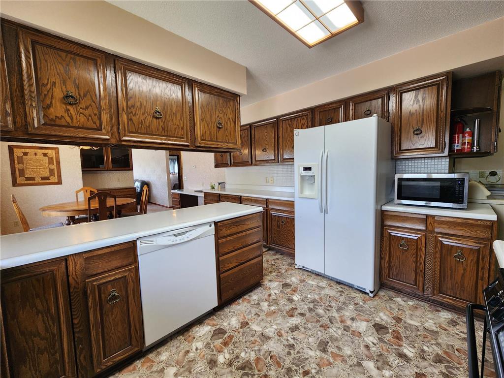 25 3rd Avenue NE, Plainview, MN, 55964 | MLS: 6731490 | Edina Realty