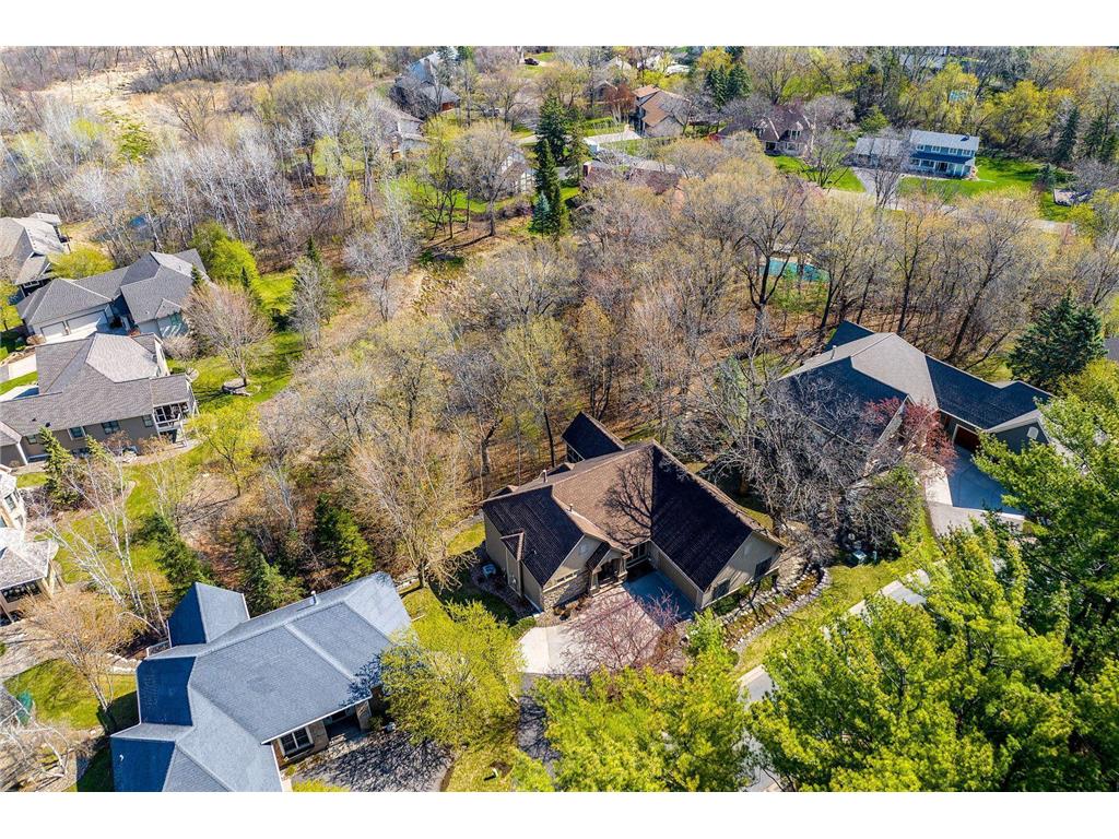 25 Knoll Road, North Oaks, MN, 55127 | MLS: 6526709 | Edina Realty