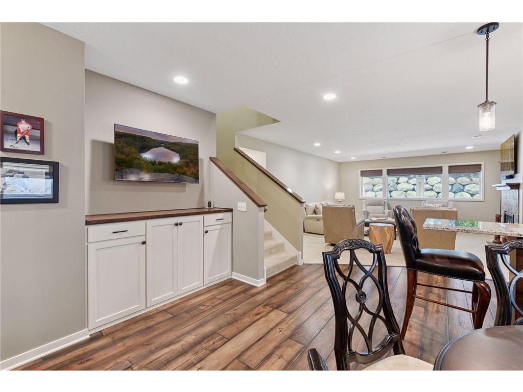 25 Riley Ridge, Chanhassen, MN, 55317 | MLS: 7007014 | Edina Realty