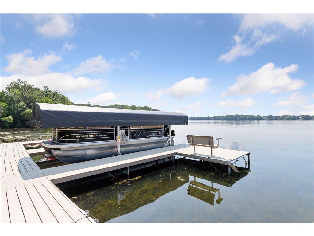25 Riley Ridge, Chanhassen, MN, 55317 | MLS: 7007014 | Edina Realty