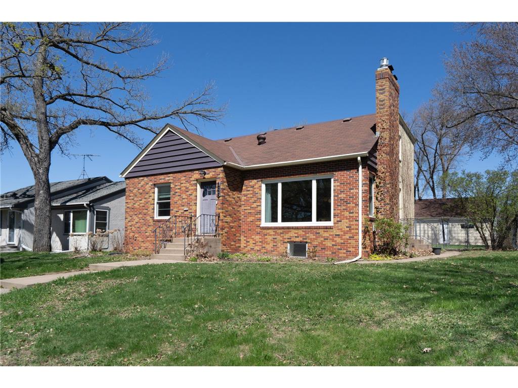 2505 27th Avenue NE, Saint Anthony, MN, 55418 | MLS: 6710008 | Edina Realty