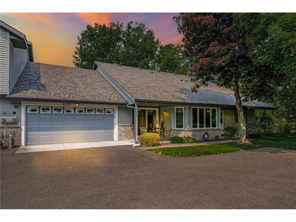 2507 Sumac Ridge, White Bear Lake, MN, 55110 | MLS: 6403089 | Edina Realty