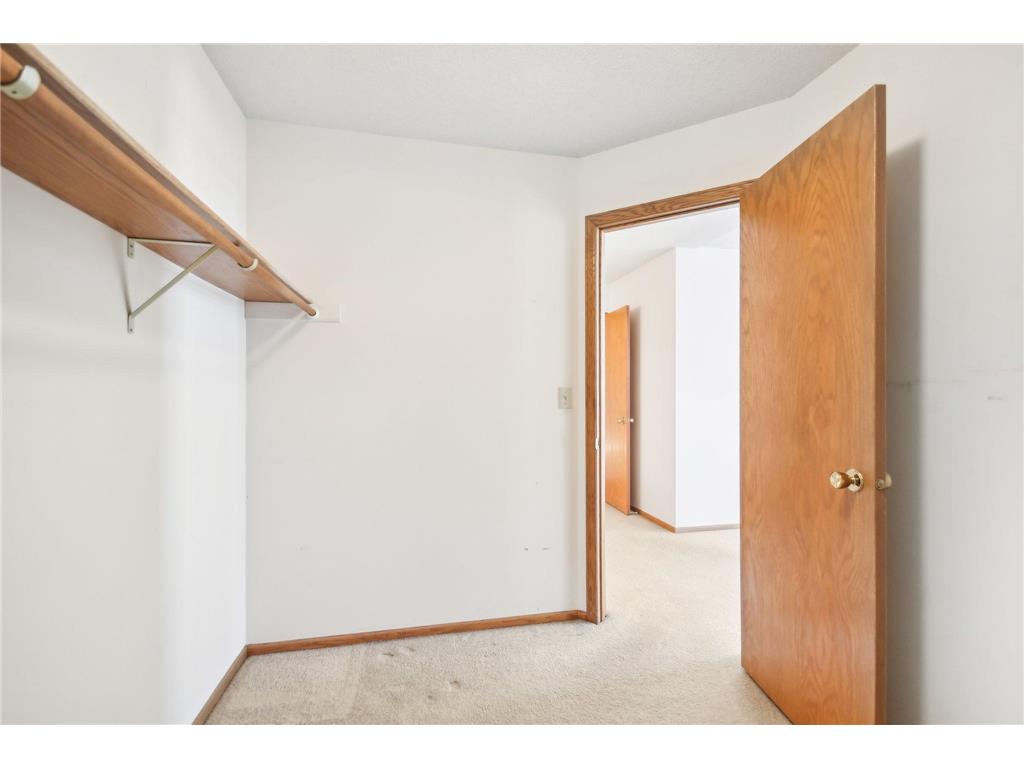 2513 Sumac Ridge, White Bear Lake, MN, 55110 | MLS: 6738022 | Edina Realty