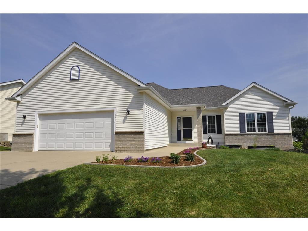 2524 Parkhill Lane SW, Rochester, MN, 55902 | MLS: 6762706 | Edina Realty