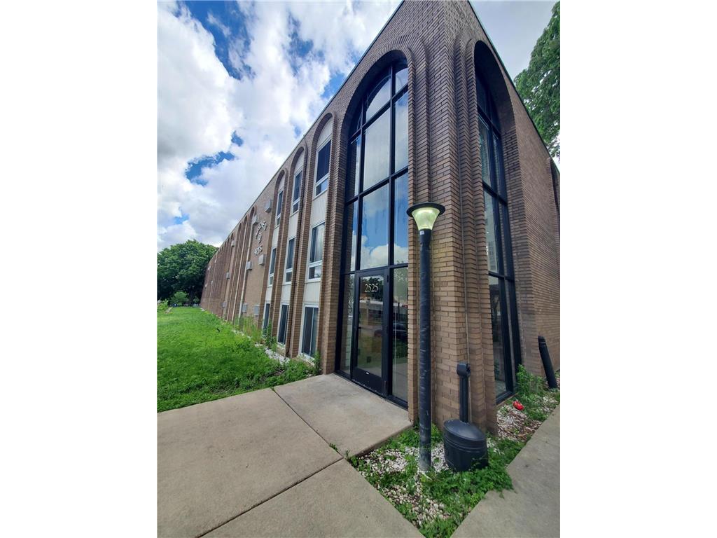 2525 3rd Avenue S #104, Minneapolis, MN, 55404 | MLS: 6556375 | Edina ...