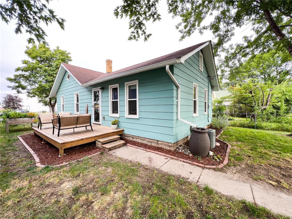 2527 7th Street NE, Minneapolis, MN, 55418 | MLS: 6413818 | Edina Realty