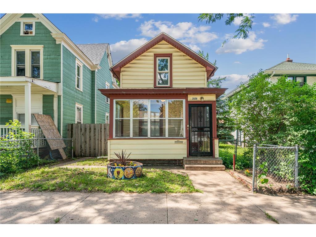 2528 16th Avenue S, Minneapolis, MN, 55404 | MLS: 6554481 | Edina Realty