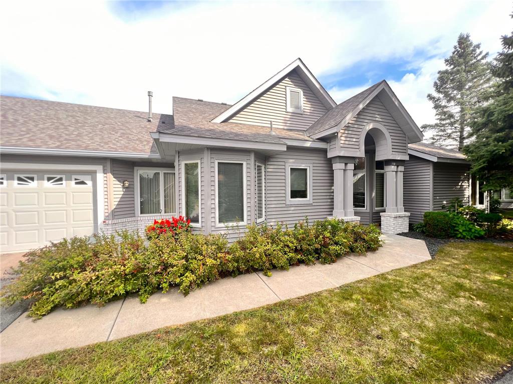 2530 Sumac Ridge, White Bear Lake, MN, 55110 | MLS: 6434522 | Edina Realty