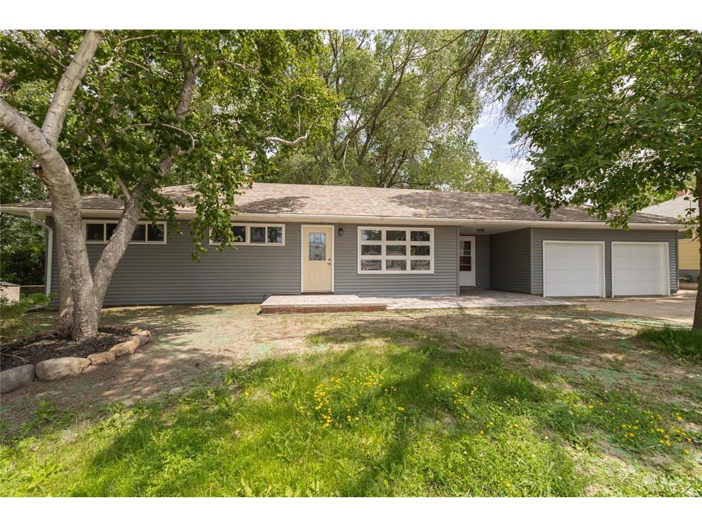 2586 Fairview Avenue N, Roseville, MN, 55113 | MLS: 6743958 | Edina Realty