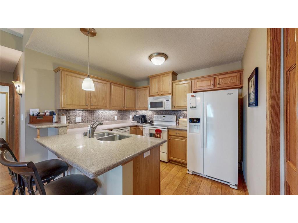 2590 Hawk Ridge Court SE, Rochester, MN, 55904 | MLS: 6753511 | Edina ...