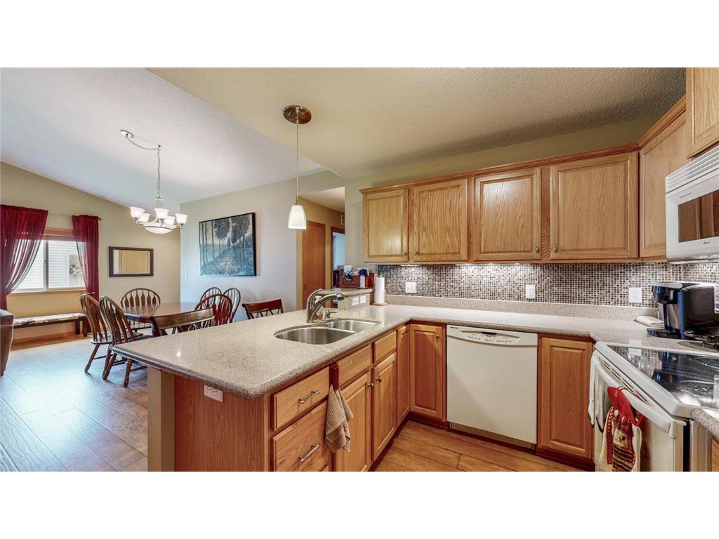 2590 Hawk Ridge Court SE, Rochester, MN, 55904 | MLS: 6753511 | Edina ...