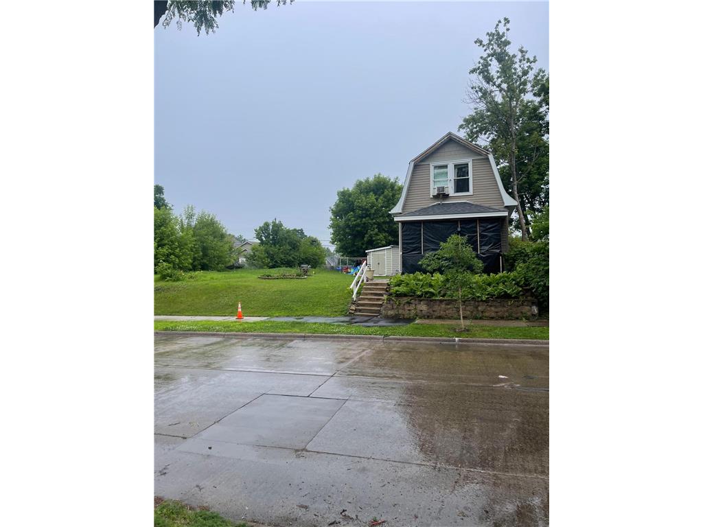 2604 Oliver Avenue N, Minneapolis, MN, 55411 | MLS: 6730409 | Edina Realty