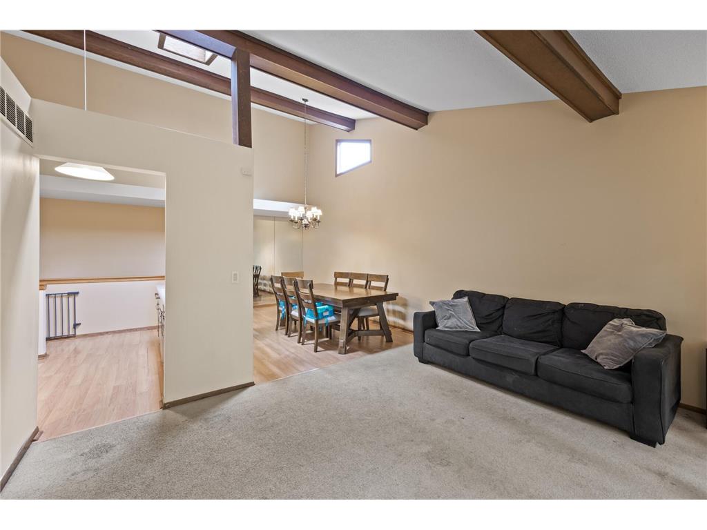 2608 Sumac Ridge, White Bear Lake, MN, 55110 | MLS: 6749549 | Edina Realty