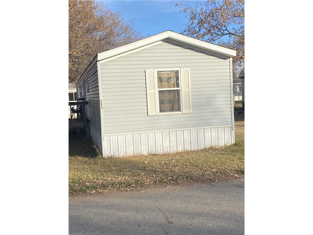 262 Pine Cone Park, Perham, MN, 56573 | MLS: 6474443 | Edina Realty