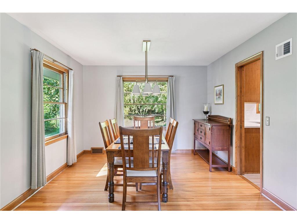 2641 Kyle Avenue N, Golden Valley, MN, 55422 | MLS: 6794865 | Edina Realty