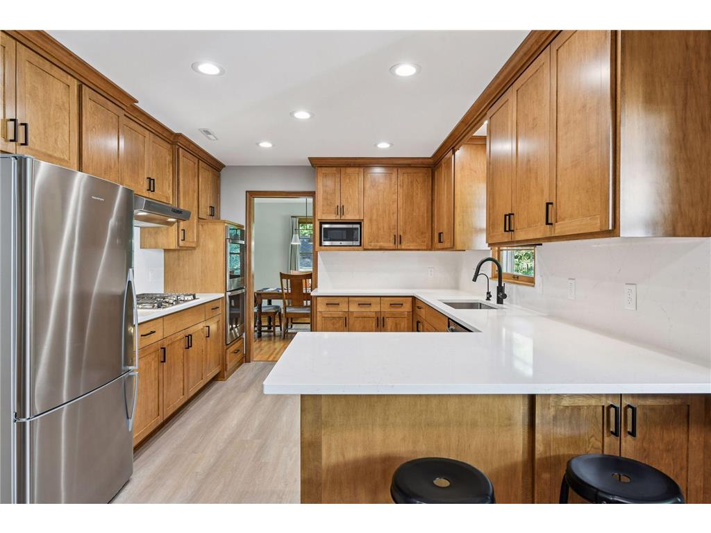 2641 Kyle Avenue N, Golden Valley, MN, 55422 | MLS: 6794865 | Edina Realty