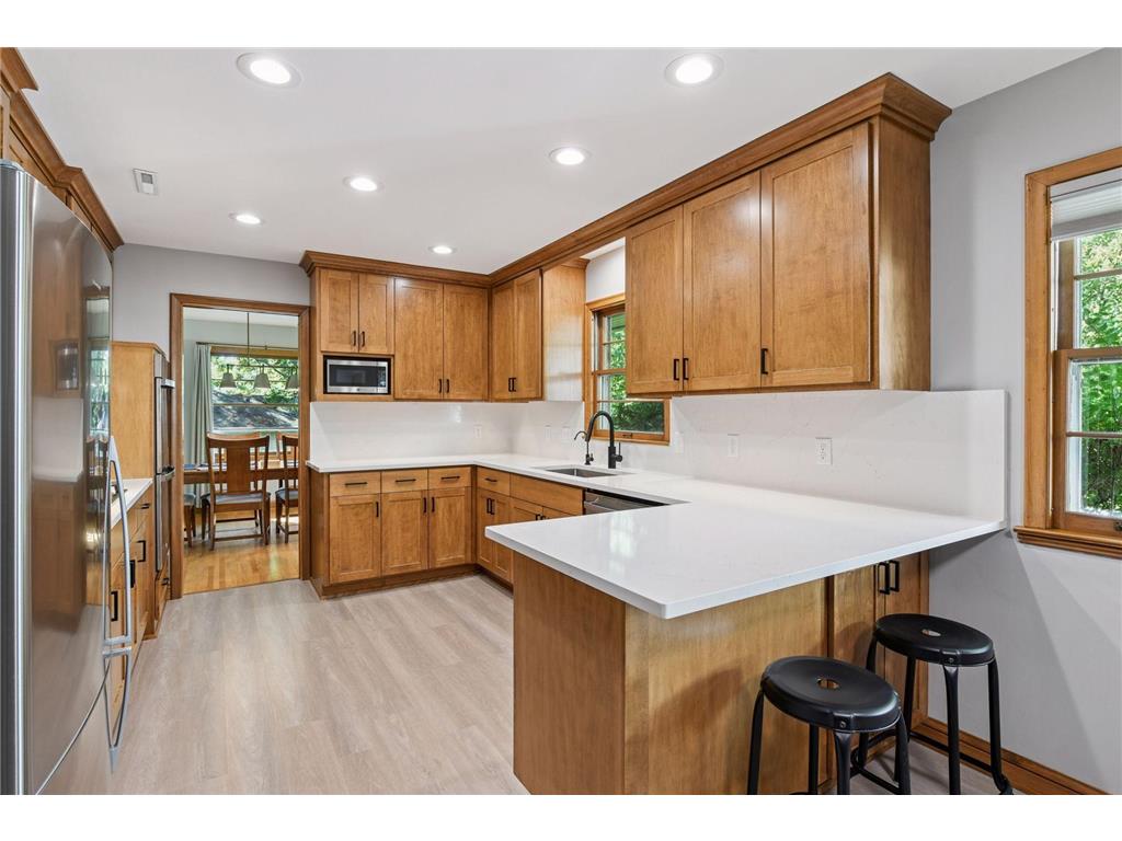 2641 Kyle Avenue N, Golden Valley, MN, 55422 | MLS: 6794865 | Edina Realty