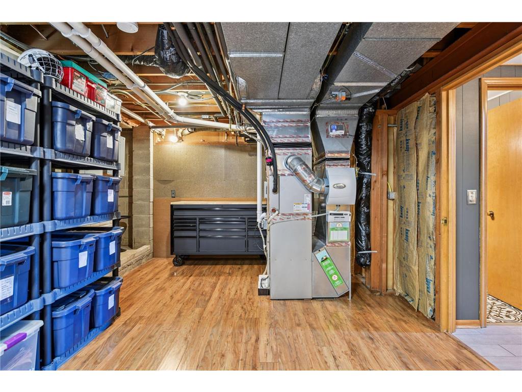 2641 Kyle Avenue N, Golden Valley, MN, 55422 | MLS: 6794865 | Edina Realty