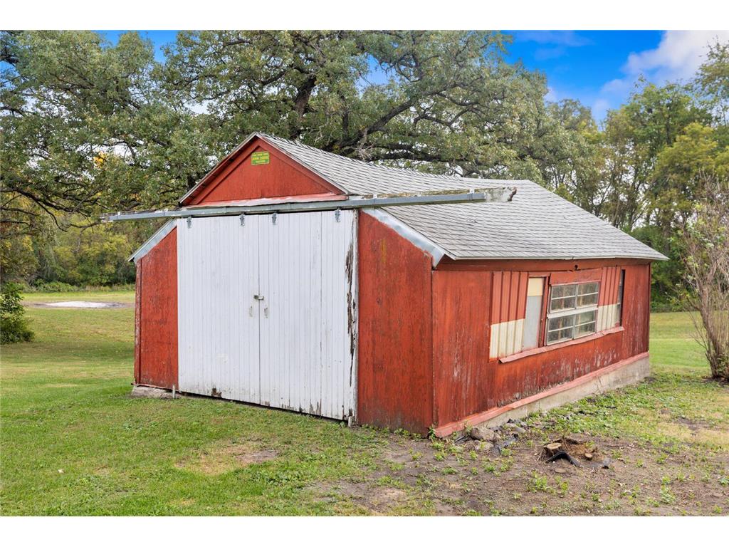 26444 740th Avenue, Albert Lea, MN, 56007 | MLS: 7006182 | Edina Realty