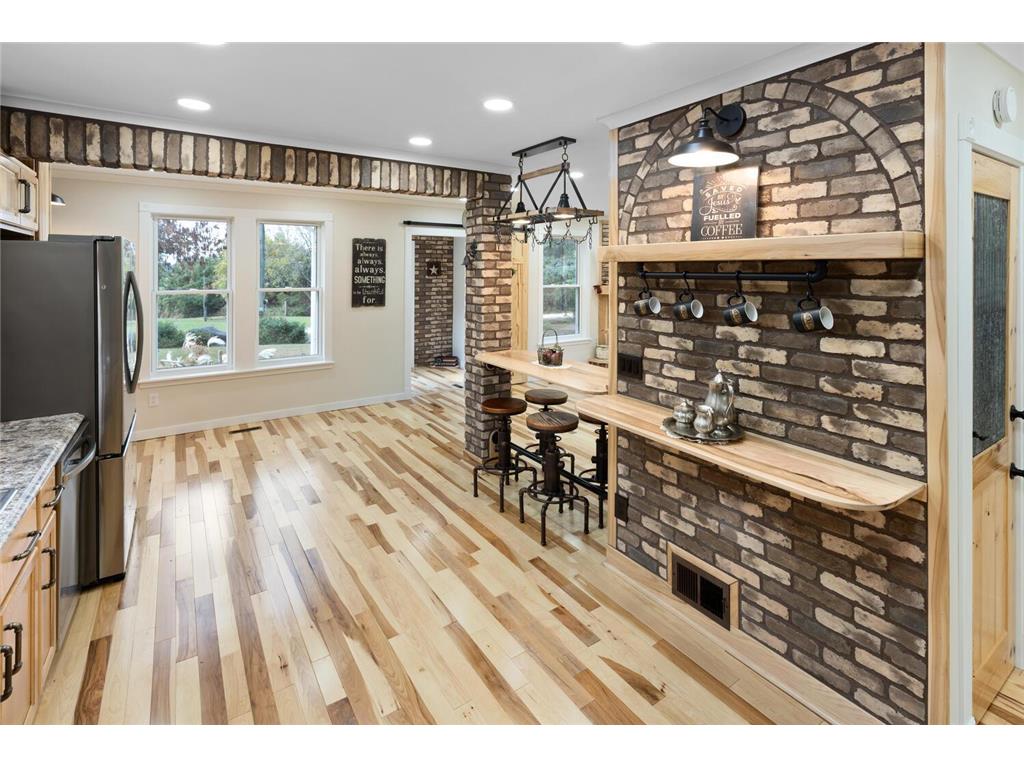 26444 740th Avenue, Albert Lea, MN, 56007 | MLS: 7006182 | Edina Realty