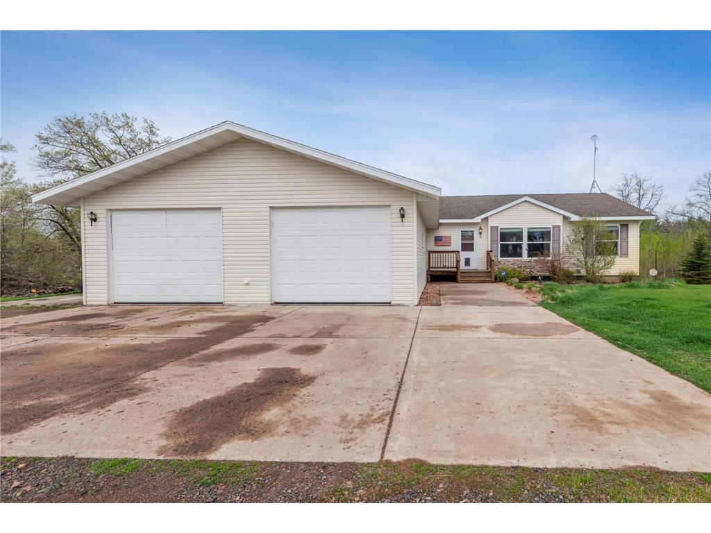 26825 Hopkins Road, Webster, WI, 54893 | MLS: 6368805 | Edina Realty