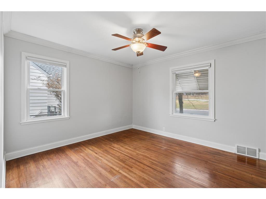 2711 Xerxes Avenue N, Robbinsdale, MN, 55422 | MLS: 7038383 | Edina Realty